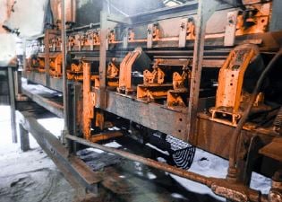 Fertilizer Plant Eliminates Belt Sag, Improves Belt Cleaning, & Seals ...