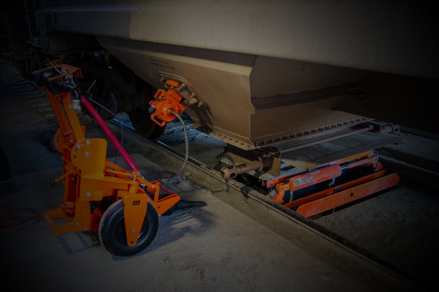 Martin® Railcar Opener Ensures Smooth Unloading